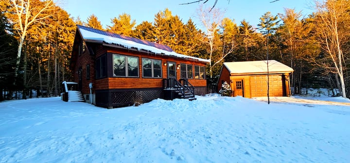 Little Moose Lodge *Lake Access*snowmobile Access - Greenville, ME