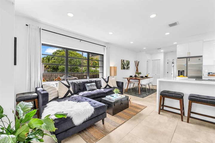 Modern Muse Near Design District + Marlins Stadium - Miami