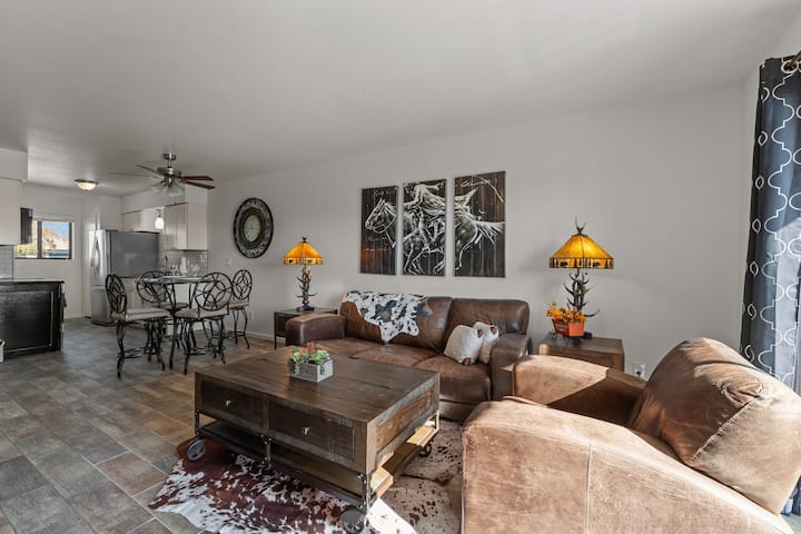 Desert Gold Luxury Condo In Wickenburg - Morristown, AZ