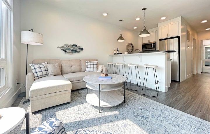 Brand New Downtown Townhouse - Traverse City, MI