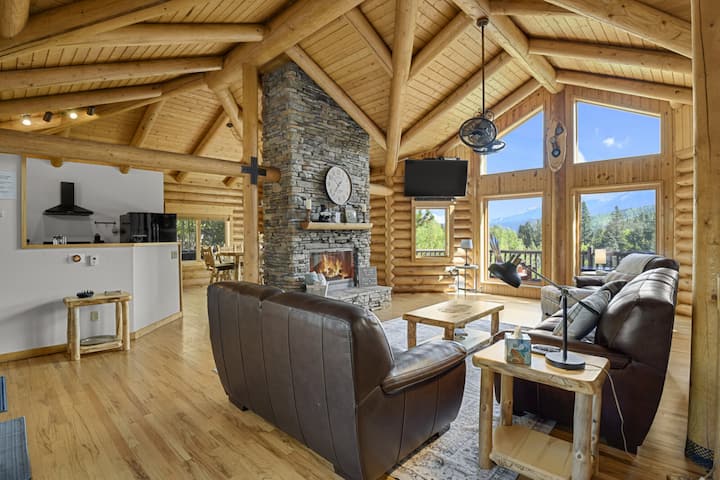 Views! Custom Home- Private - Cripple Creek, CO