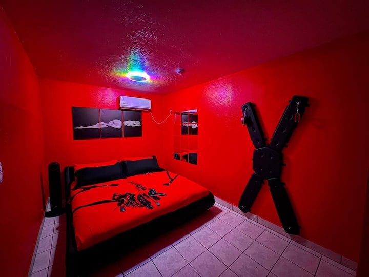 No Fees Phoenix Kink Red Room For Adults - Maryvale Village – Phoenix
