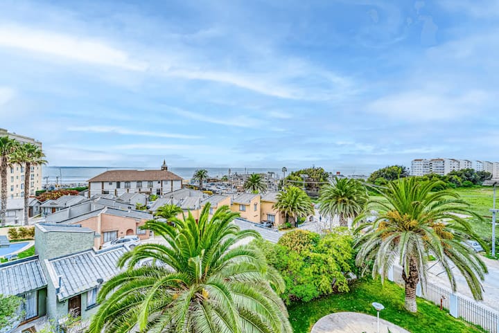 Incredible Apartment Steps From Av. Del Mar - La Serena