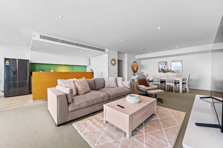 Breathtaking Waterfront Apartment In Mandurah - 만두라