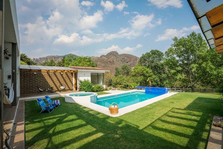 House Between Mountains | Service Included - Malinalco