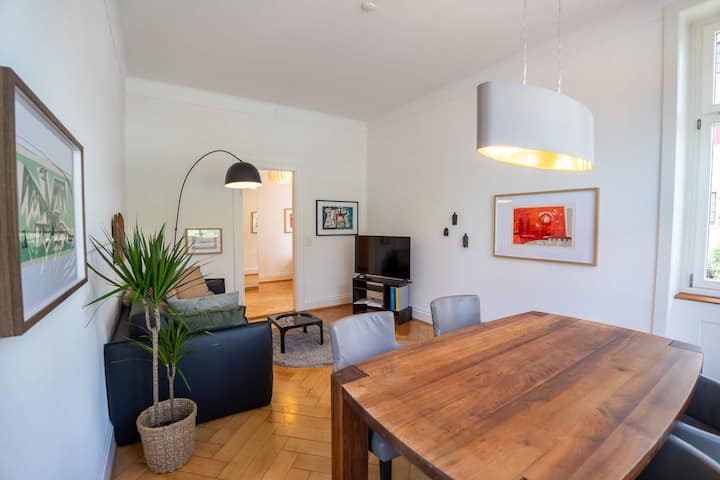 Charmante Altbauwohnung Am Rhein (Breite) - Basel