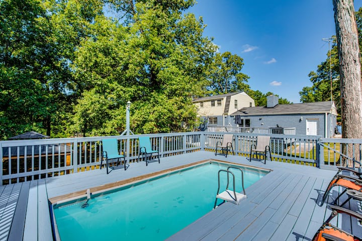 Spacious Home W/ Hot Tub, 14 Mi To Downtown Atl! - South Fulton, GA