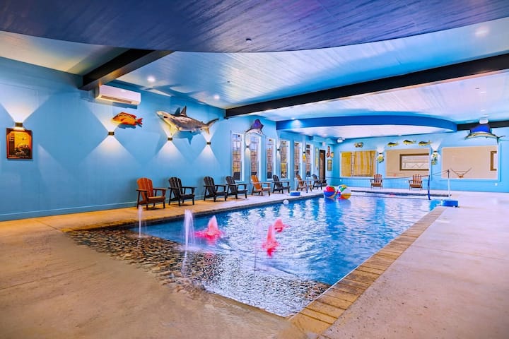 Excalibur:pickleball, Bowling, Indoor Pool, Golf - Pigeon Forge, TN