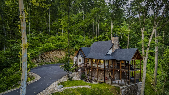 Beary Playful - Hot Tub - Fireplace - Games - Gatlinburg, TN