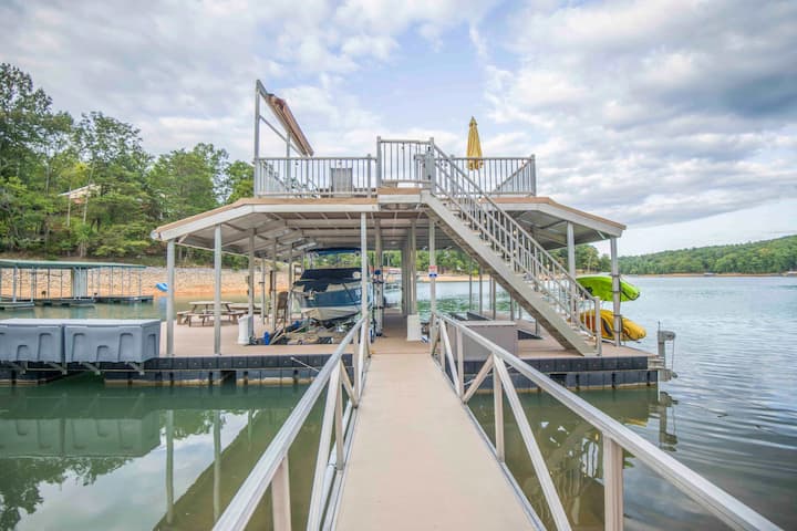 Nor Largo Lake House | Private Dock + 2 Boat Slip, - 테네시