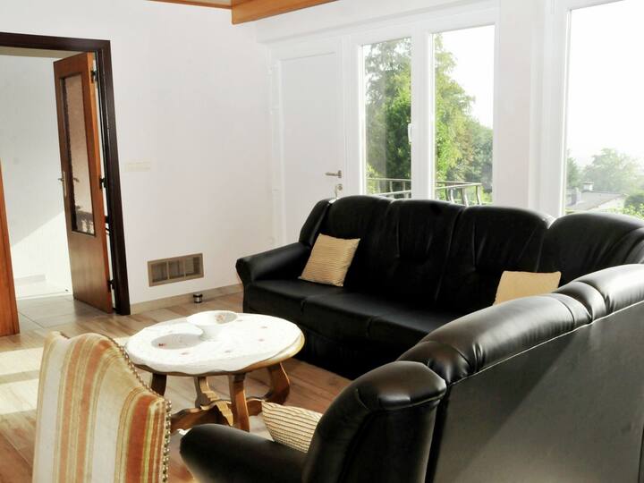 Modern Holiday Home In Stavelot With Garden - Trois-Ponts