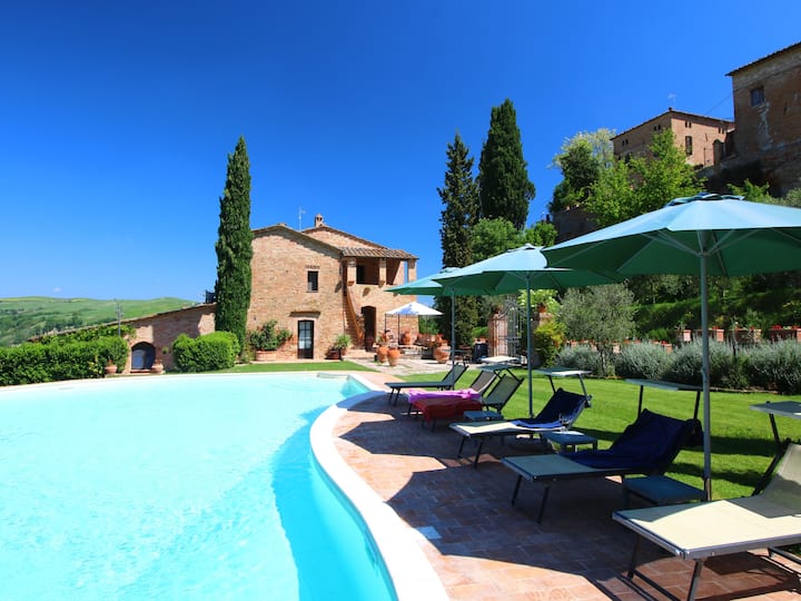 Ferme Plaisante Avec Piscine à Montalcino - Montalcino