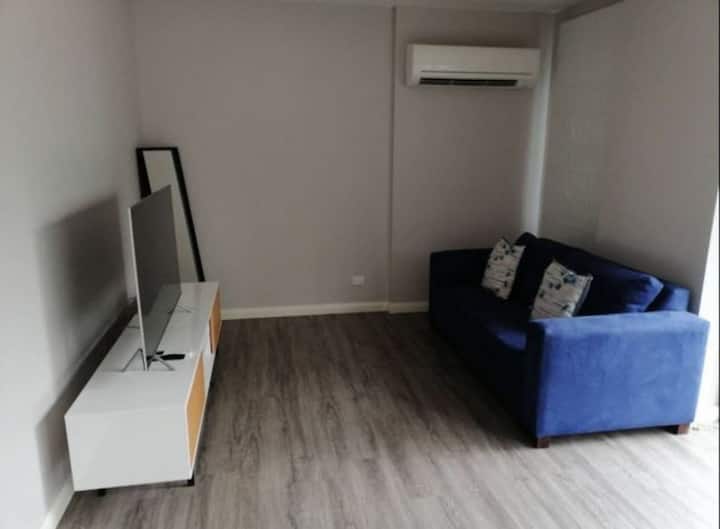 Inviting Stay Close To Rockingham & Palm Beach - Rockingham