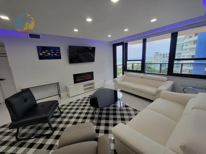 Spacious 3-bedroom Condo With Ocean View - 10e - Miami Beach, FL