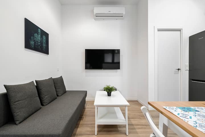 Flat 10 Minutes Away From Matadero De Legazpi - Getafe