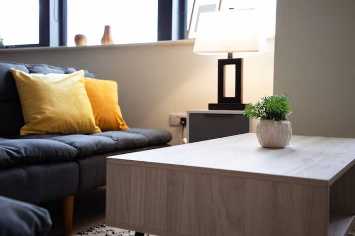 Exclusive 2 Bedrooms-parking-gym-games Room-lounge - Birmingham