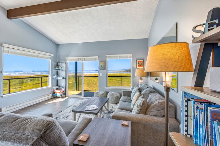 180 Degree Pacific Ocean & Moclips River Views - Moclips, WA