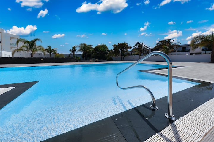 La Docta 112 Senator Pool View - Lanzarote