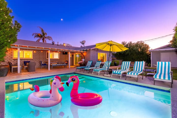 Ultimate, Scottsdale Getaway! Pool, Bbq, Sleeps 14 - Scottsdale, AZ