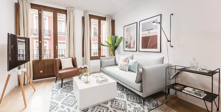 Homeclub | Modern Apartment Near Turia Gardens - Valencia