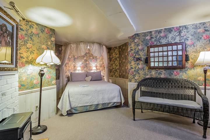 Cider Nook Suite - Kingsley House B&b - Saugatuck, MI