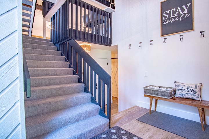 Sunburst 33 - 3bd + Loft + Resort Amenities - Sun Valley, ID