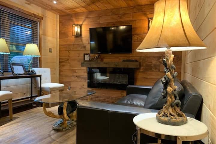 Cottage #4 - Norwood