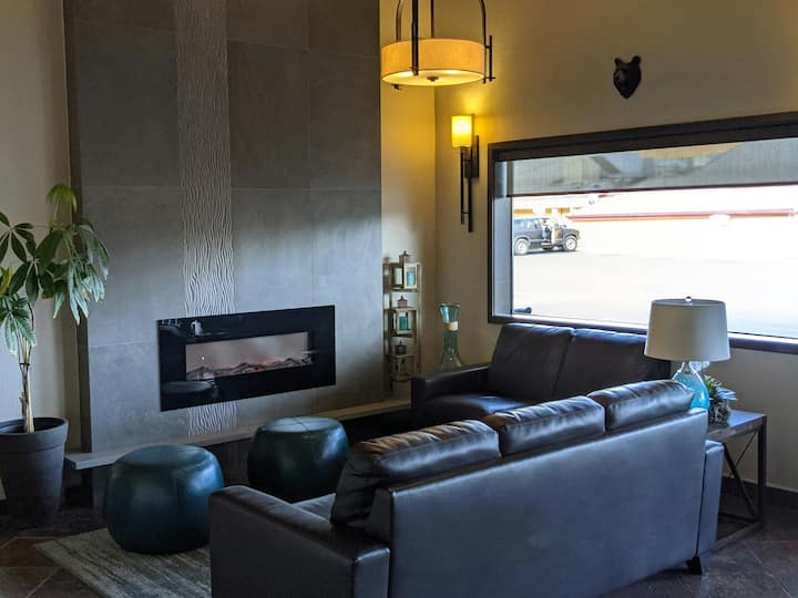 Family Mini Suite - Oakhurst, CA