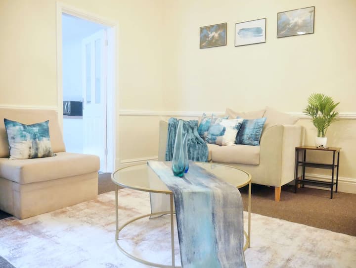 Spotless 2 Bd House Near Leicester Royal Infirmary - Leicester