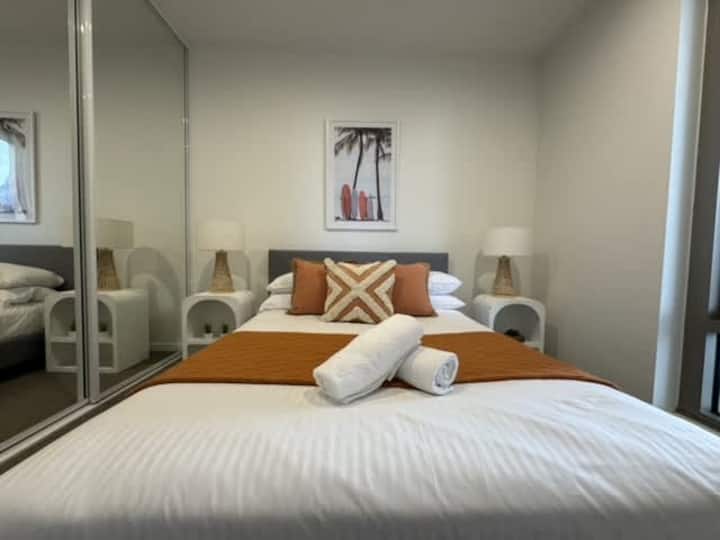 Bright & Modern 2br Apartment In Box Hill - Box Hill