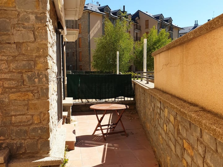 Appartement Jaca, 4 Pièces, 6 Pers. - Jaca