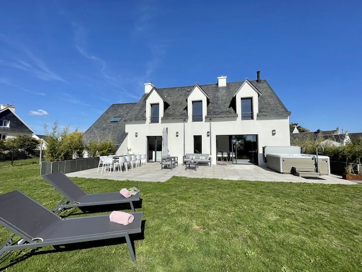 Ti Ar Ch'astel, Maison Avec Spa - Locmariaquer