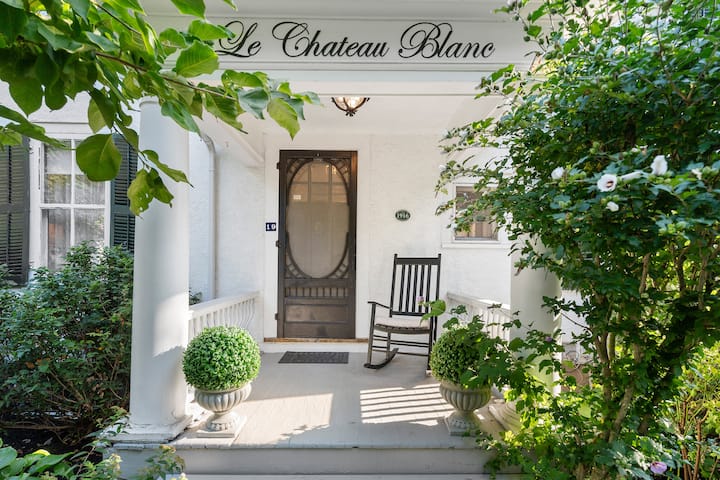 New! Chateau Blanc, Luxury French Inspired Getaway - Niagara-on-the-Lake