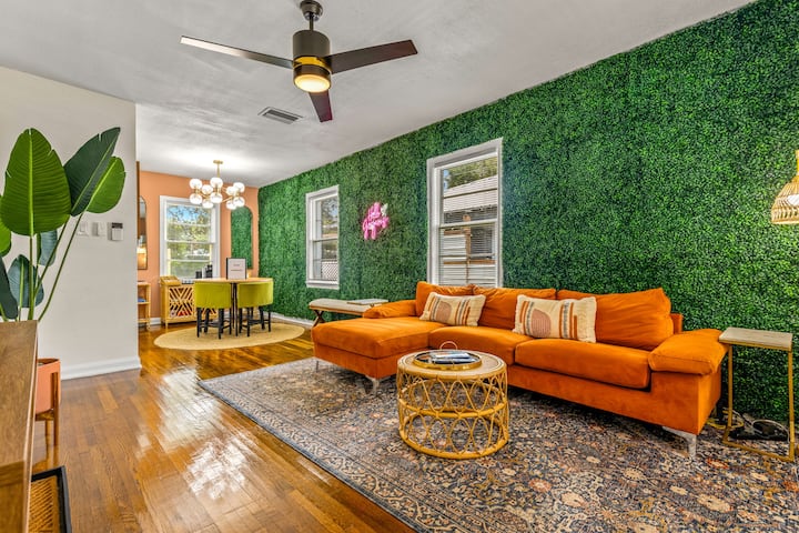 Sunny Citrus Escape: Min To Midtown & Dog-friendly - Tampa