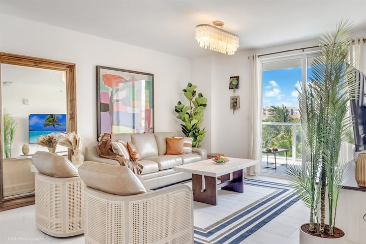 Lux 3br City-view Retreat In Hollywood, 2nd Floor - Hollywood