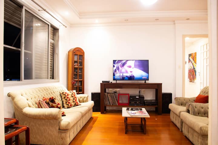 Booksantos Saintclaude: 100m² No Coração De Santos - Santos State