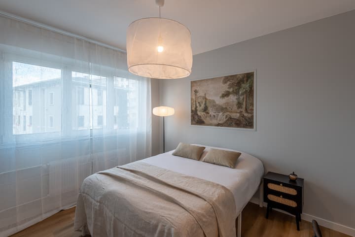 M100 *Marquer* Jolie Chambre Colocation - Annemasse