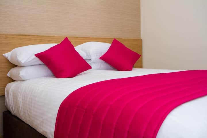 Double Room Ensuite 1st Floor - Dunfermline