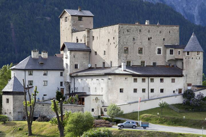 Ferienwohnung Schloss Naudersberg 2 In Nauders - Nauders