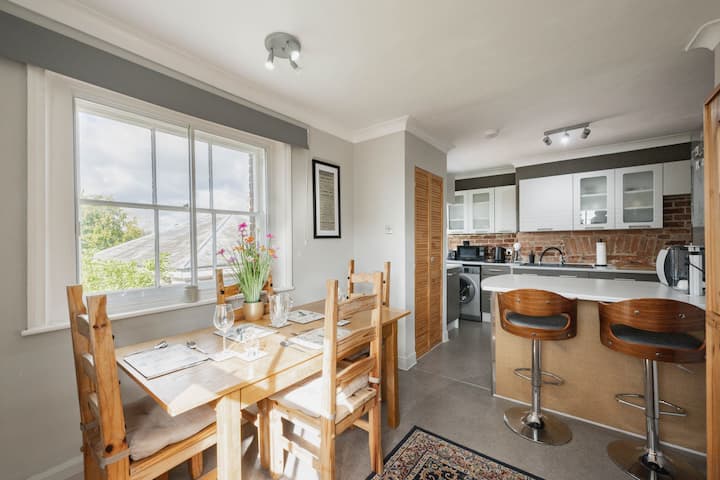 Manor View - Fakenham