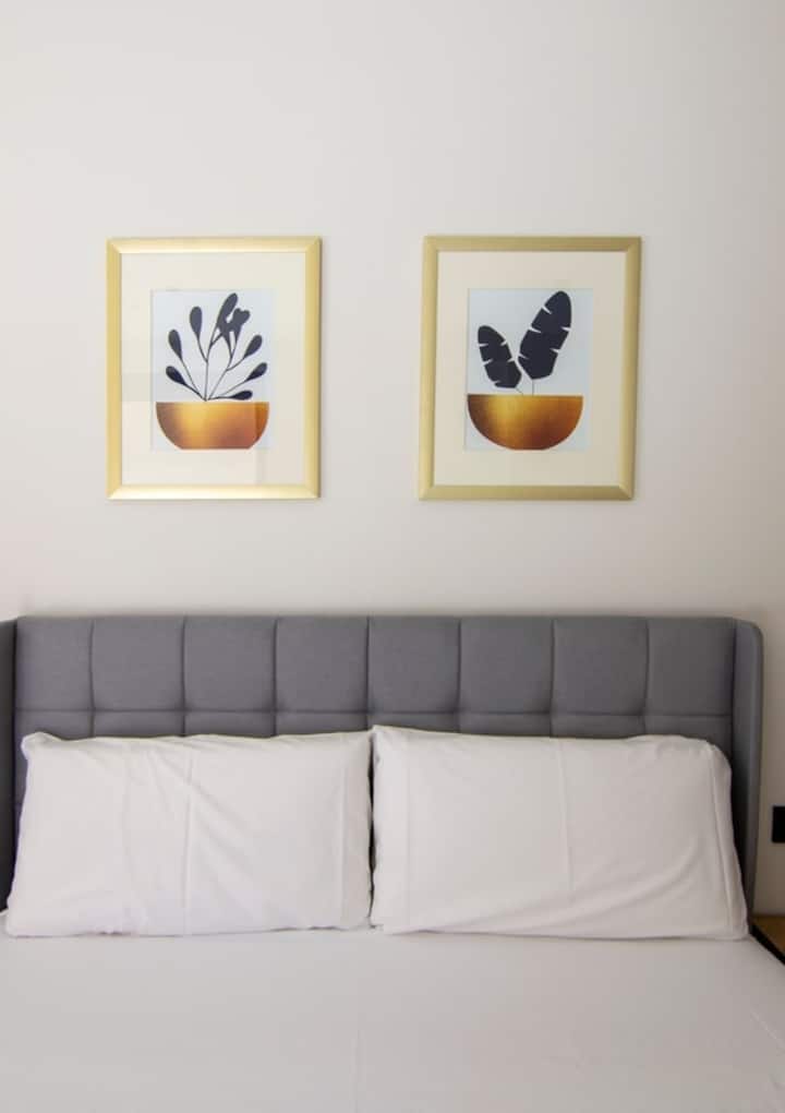Modern Studio For 3 In Valencia - Valencia