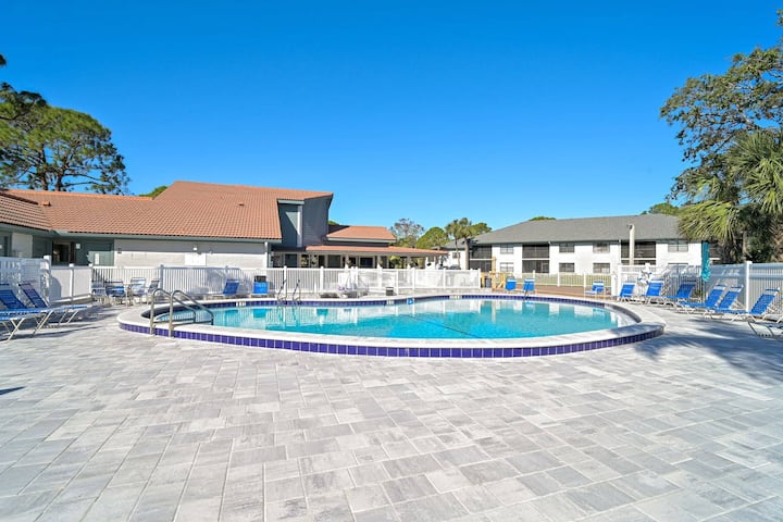 Shore Serenity Condo Near Beaches, Pools And Shops - Bradenton, FL