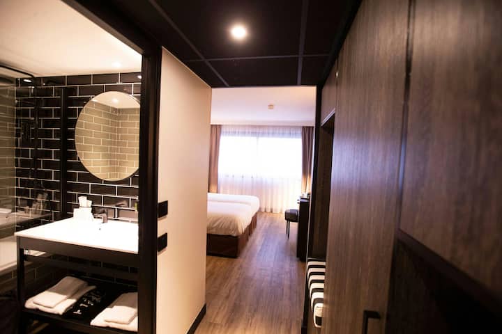 Appart'city Collection Genève Aéroport- Twin Room - Geneva