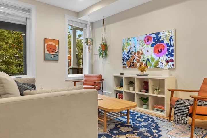 Central Dc 5-br Townhome - Walk To Metro-rail - Washington, D.C.