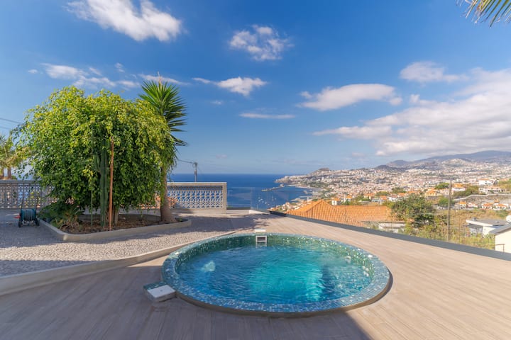 Trollis House With Private Pool - Funchal