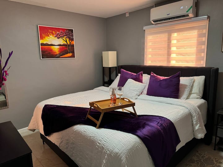 Elegant 3-bedroom  Loft | Condo - Kingston, Jamaica