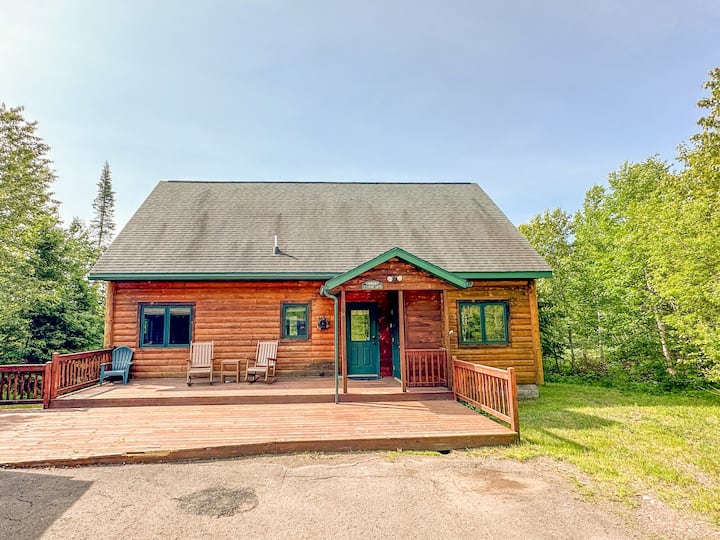 Lutsen Log Lodge 14 In Lutsen, Minnesota - Lutsen, MN