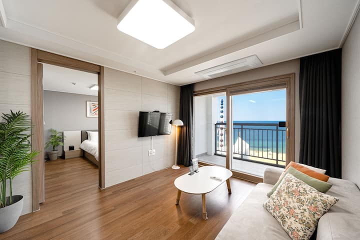 #Two-bedroom# Express Bus Terminal - Sokcho-si