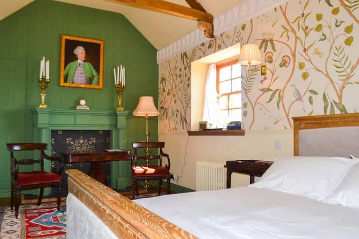 The Munches Room - Castle Douglas