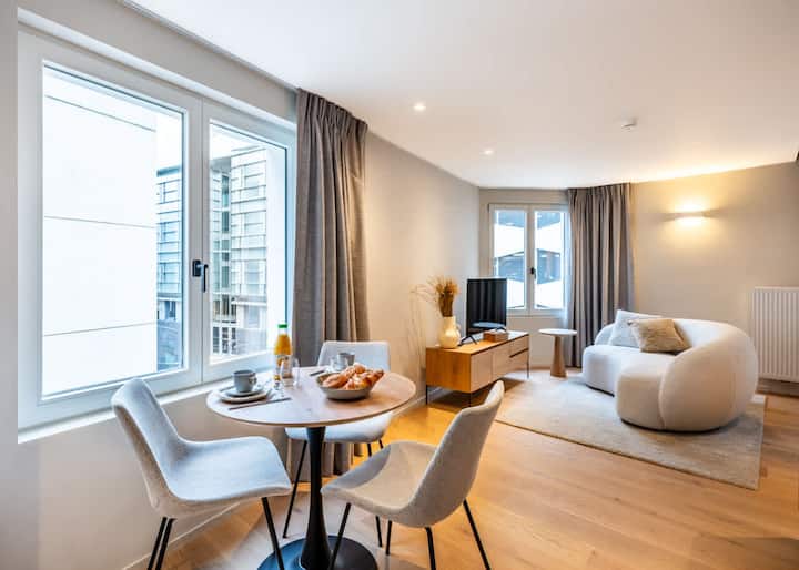 Huswell - Stylish Duplex Studio With Premium Mater - Ghent, Belgium